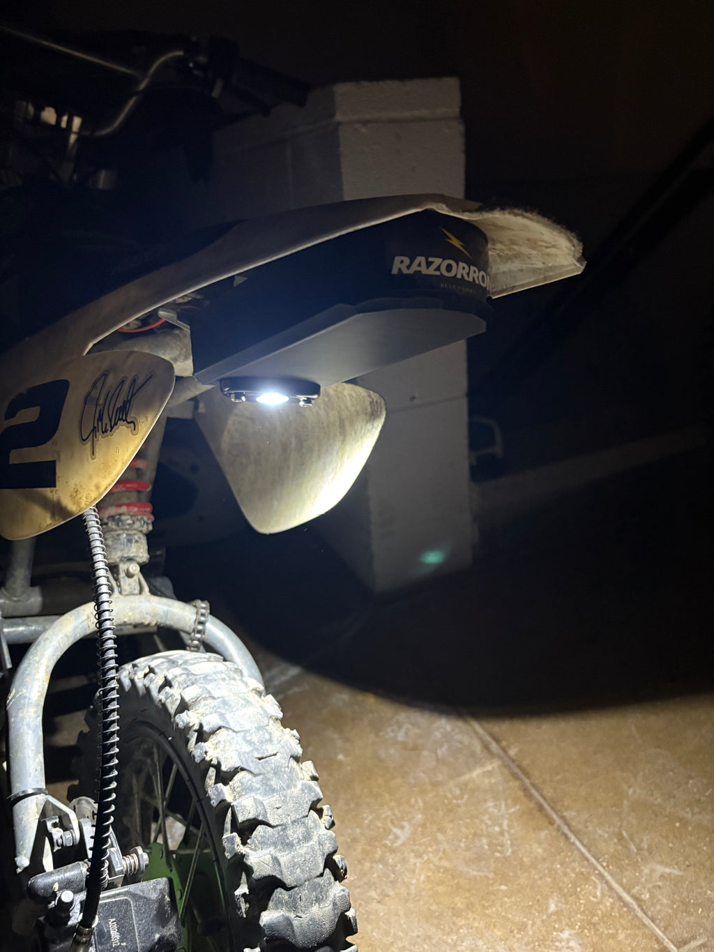 Razor All In one battery powered Rock light kit – Razorron